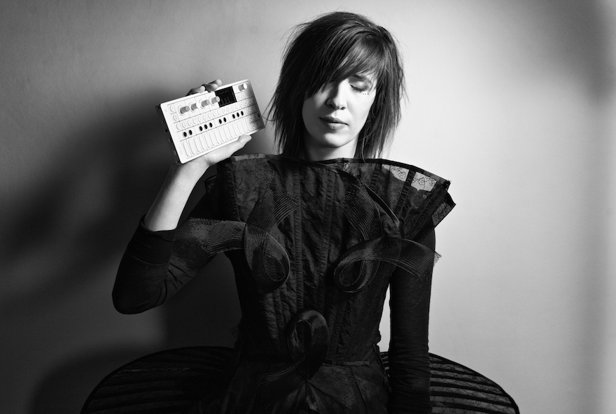Noods Radio | Sample Stories on Imogen Heap w/ Suki | 18.04.23