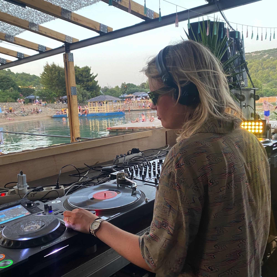 Morning Glory w/ Ellie Stokes | 19.01.24 | Noods Radio