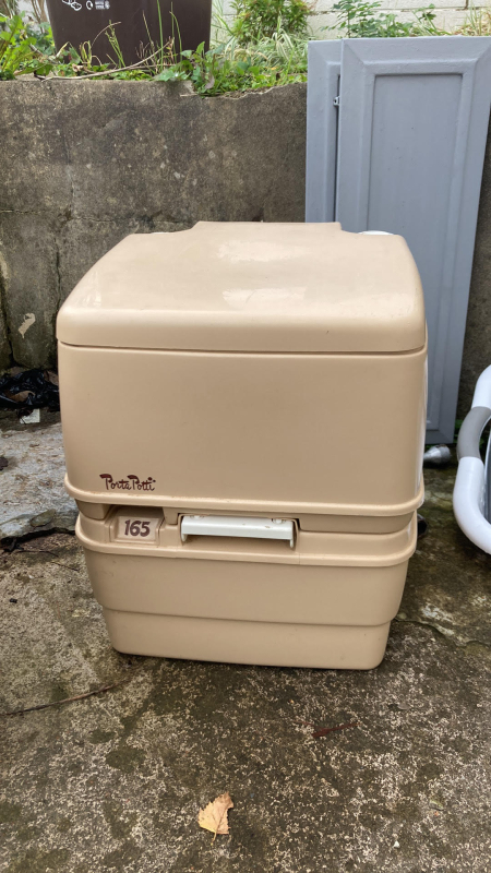 Noods Radio | Stiff Pigeon